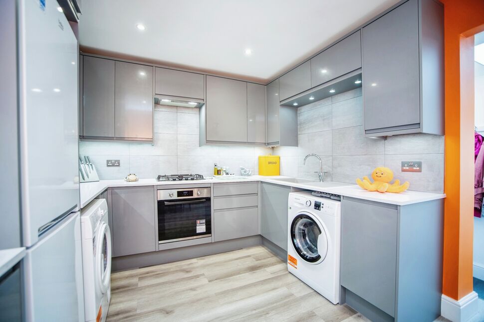 2 Bedroom End Terrace House For Sale Trafalgar Street Gillingham Me7