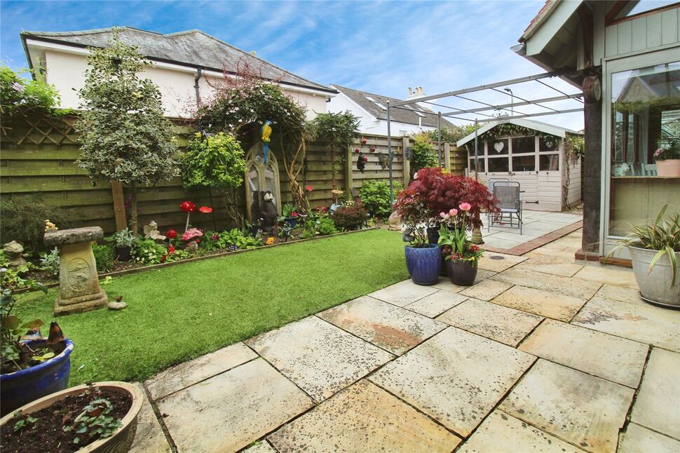 3 Bedroom Detached House For Sale Highweek Village Newton Abbot Tq12