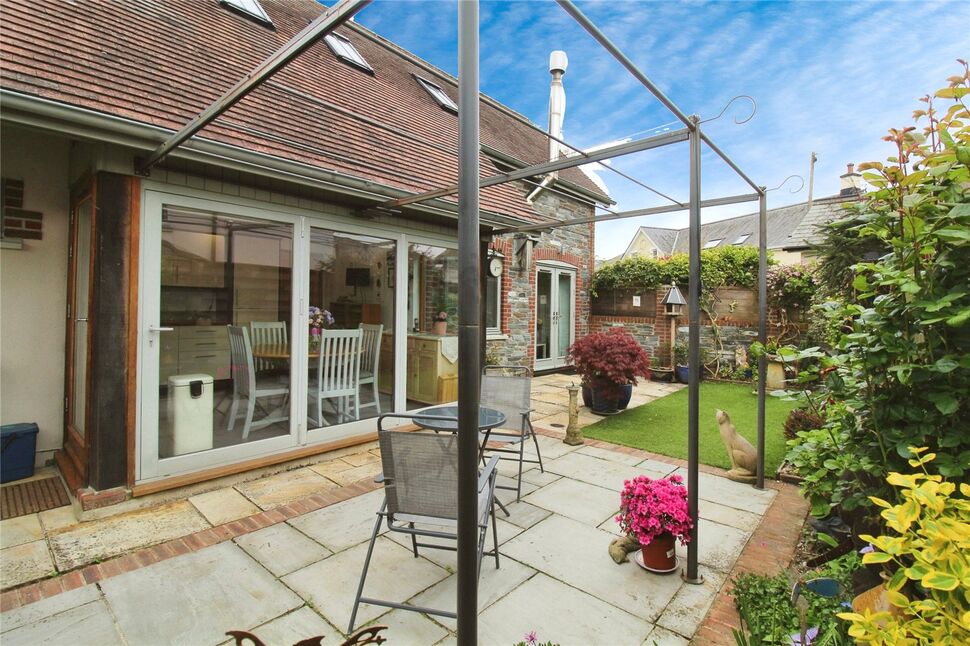 3 Bedroom Detached House For Sale Highweek Village Newton Abbot Tq12